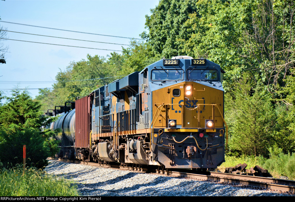 CSX 3225